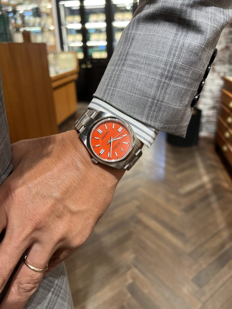 コーラルレッド参上！ ｜ ロレックス【Q-Snap】