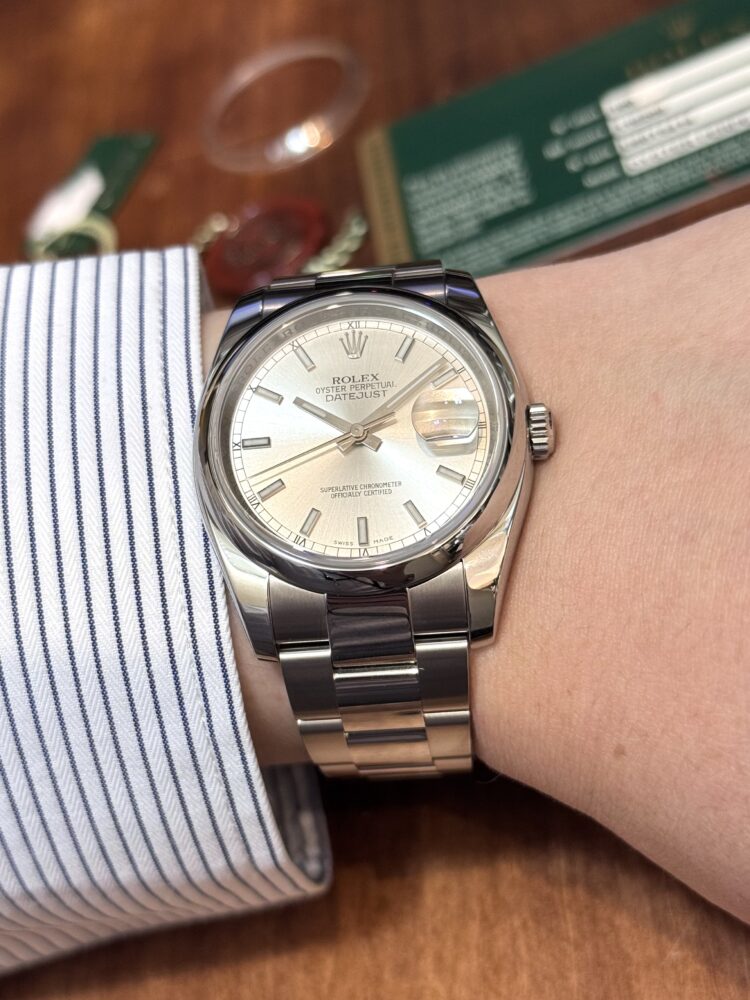 シンプルで上品なデザイン Ref.116200 ｜ ロレックス【Q-Snap】